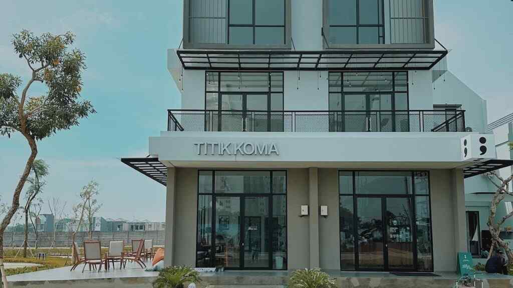 Ada yang Baru di Surabaya! Cafe Titik Koma Grand Eastern, Spot Nongkrong Hits di Sukolilo - Blog ...